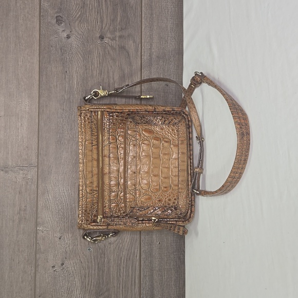 Brahmin | Bags | Brahmin Light Brown Croc Embossed Leather Crossbody ...